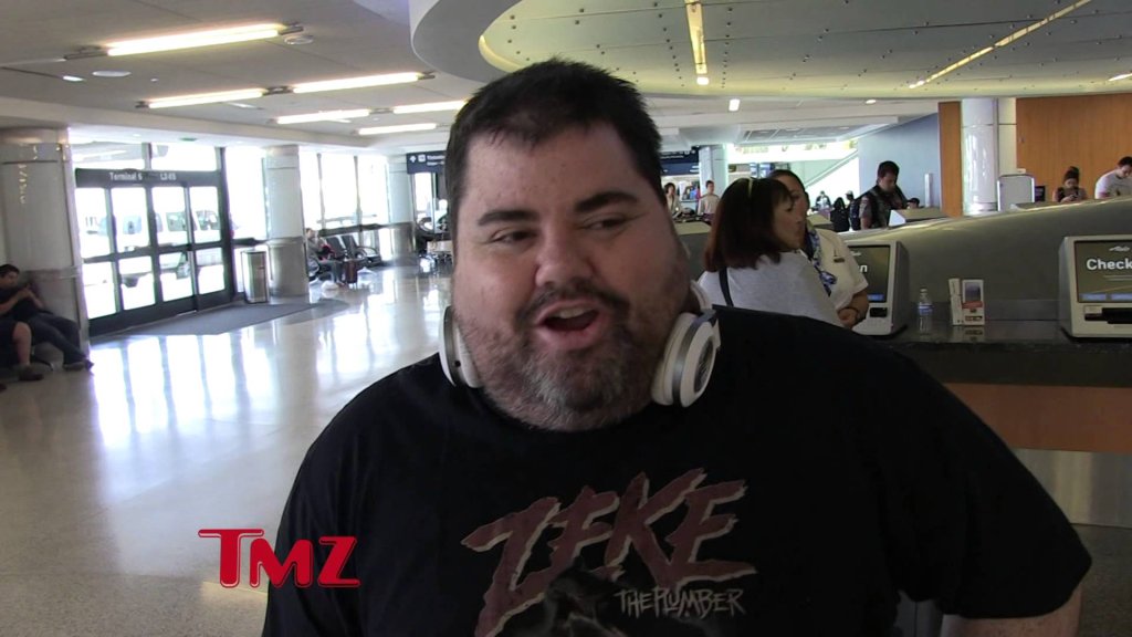 We caught up with Donkeylips from “Salute Your Shorts”! – INTHEFAME