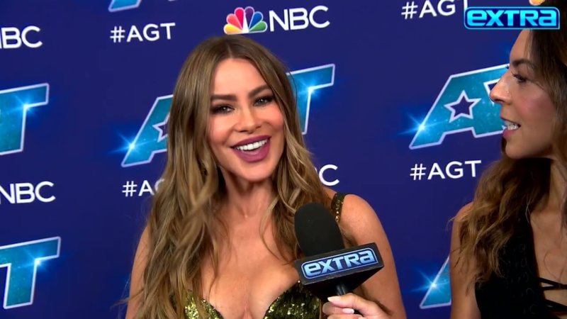Sofía Vergara on EMOTIONAL Modern Family Reunion at Sarah Hyland’s Wedding (Exclusive) – INTHEFAME