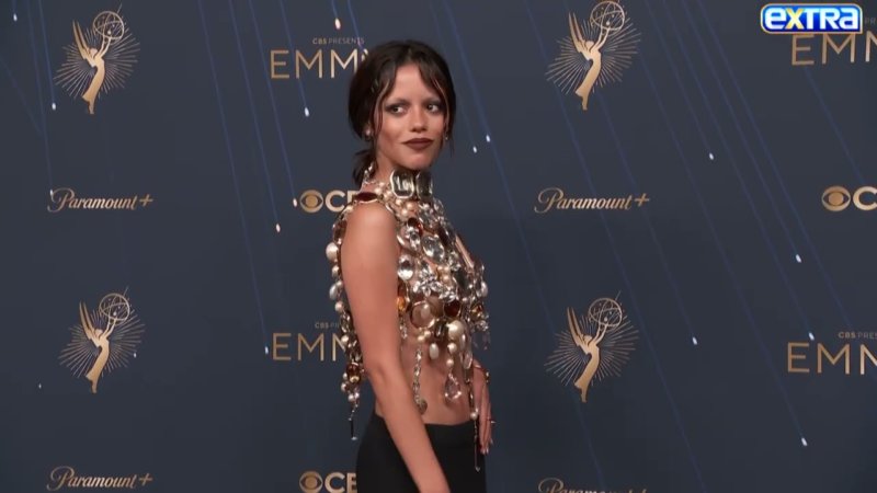 Jenna Ortega Wears NOTHING But Jewels & a Skirt at Emmys 2025 – INTHEFAME